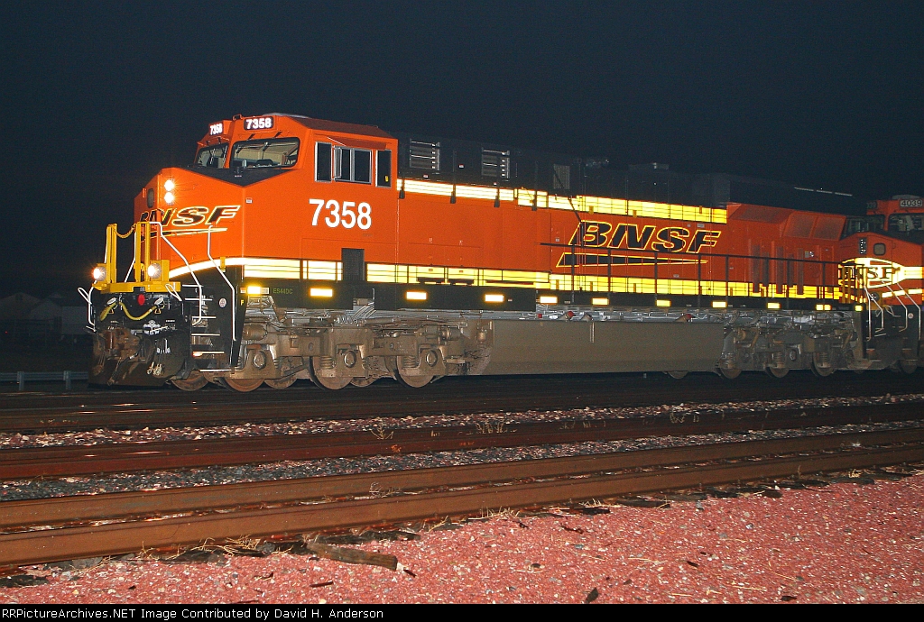 BNSF 7358